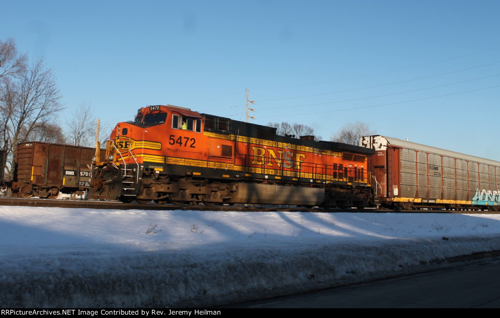 BNSF 5472 (1)